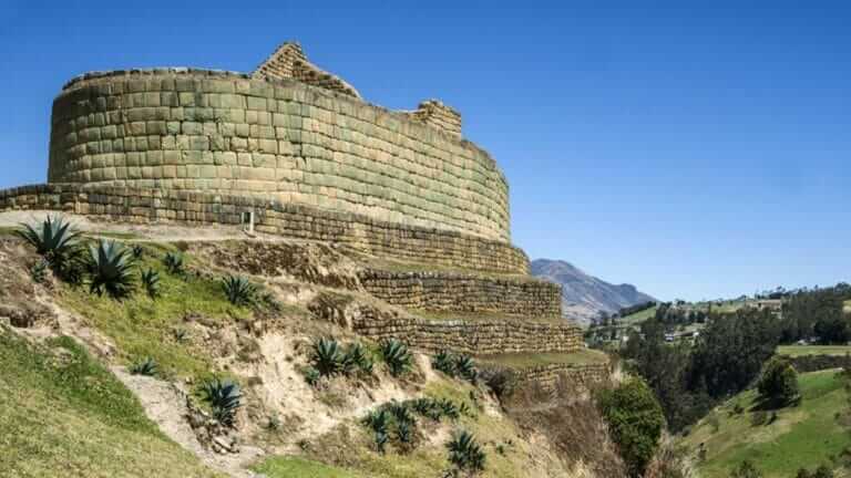 Descubre los misterios de Ingapirca, las famosas ruinas de Ecuador